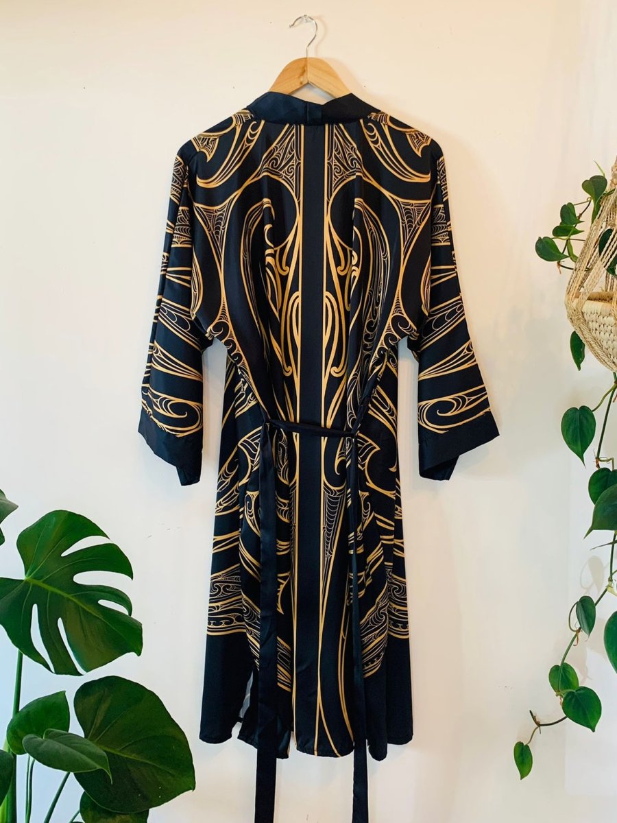 Ahuru Light Satin Robe – Revolution Aotearoa